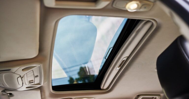 How To Manually Close A Car Sunroof: Easy DIY Instructions
