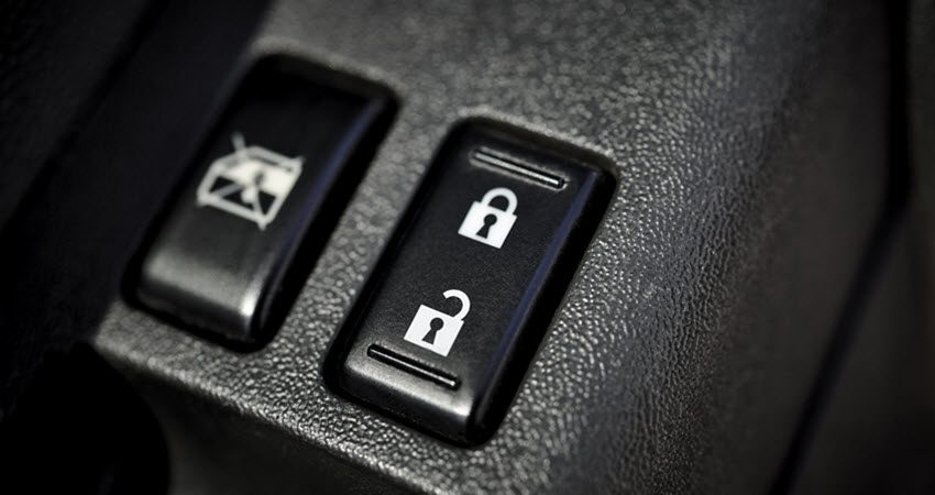 Mercedes Central Locking Not Working? Causes, Diagnosis & Easy Fixes